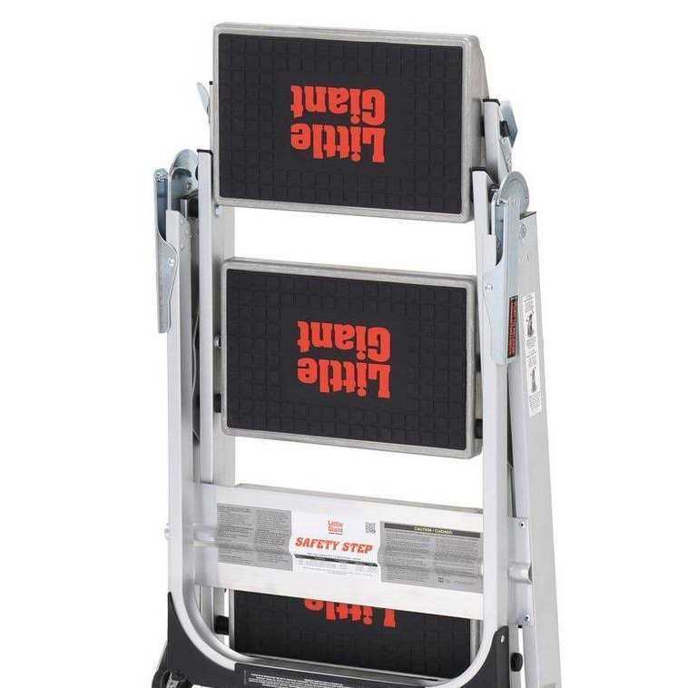 Little Giant 10310BA 3-Step Safety Step Stepladder - Shop Hardware ...