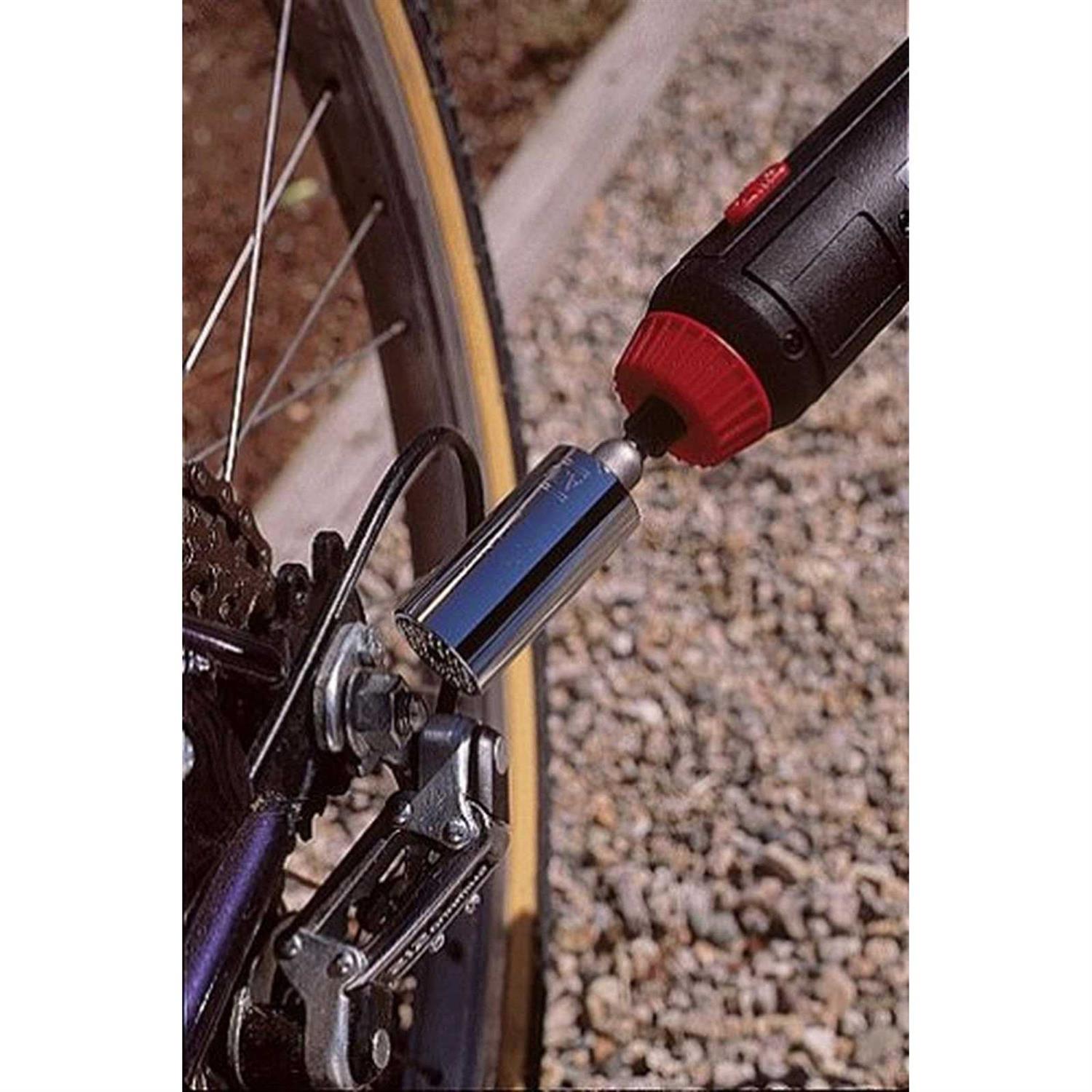 Gator Grip Universal Socket - Shop Hardware Tools for Work and Home