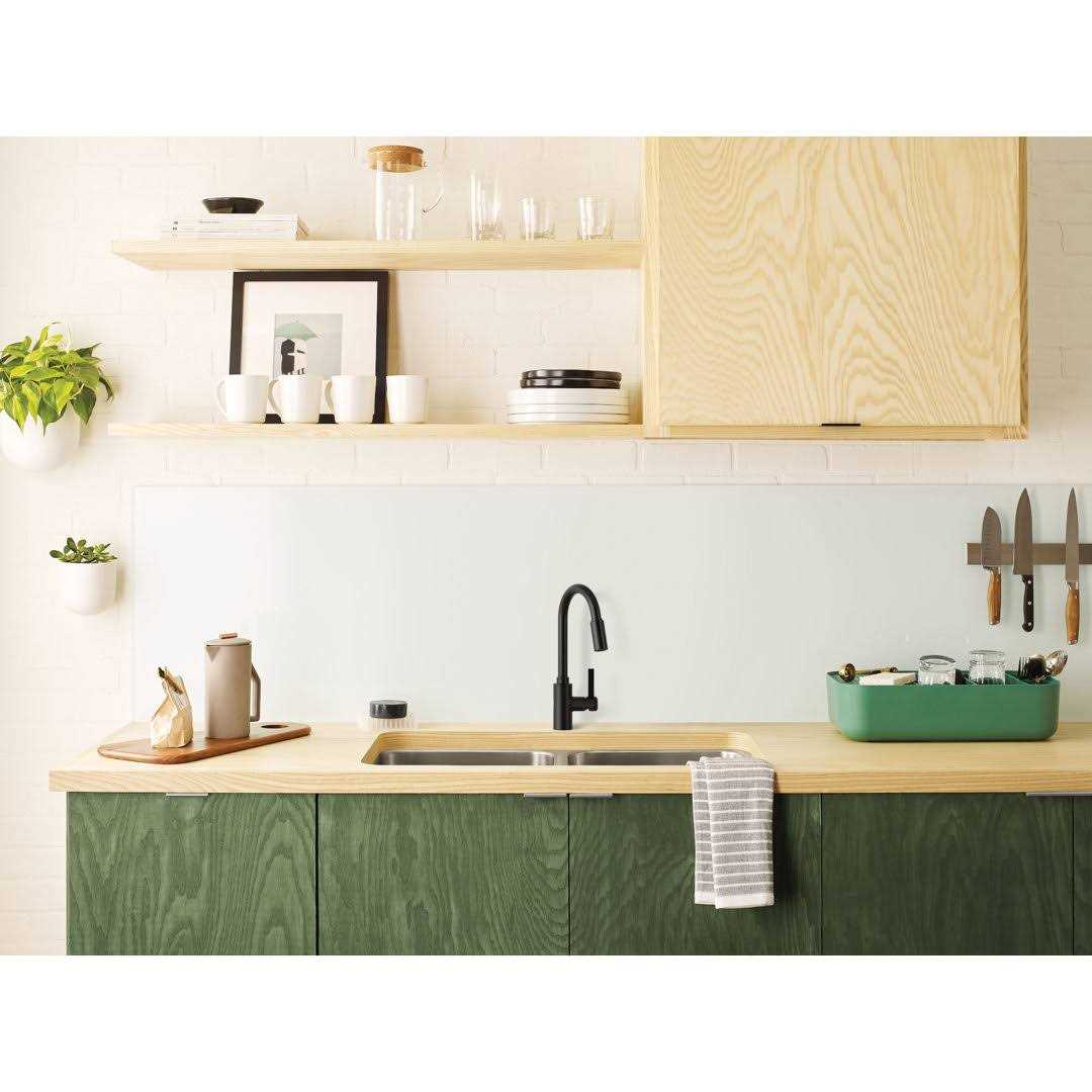 Moen Genta Kitchen Faucet 7882 - Shop Hardware Tools for Work and Home